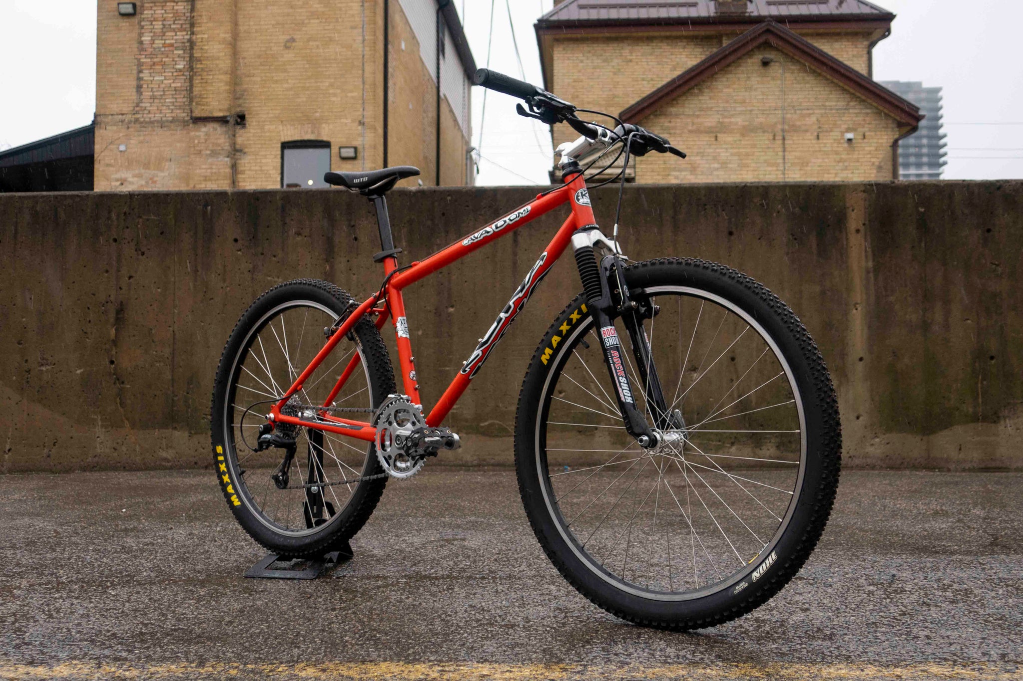 Kona Lava Dome – Gremlins Bicycle Emporium
