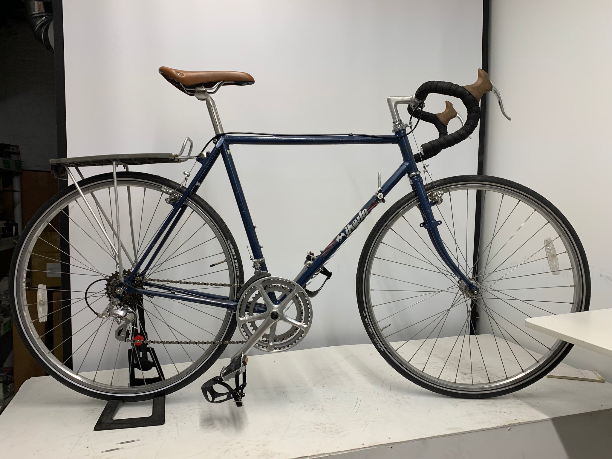 Mikado Touring Bike – Gremlins Bicycle Emporium